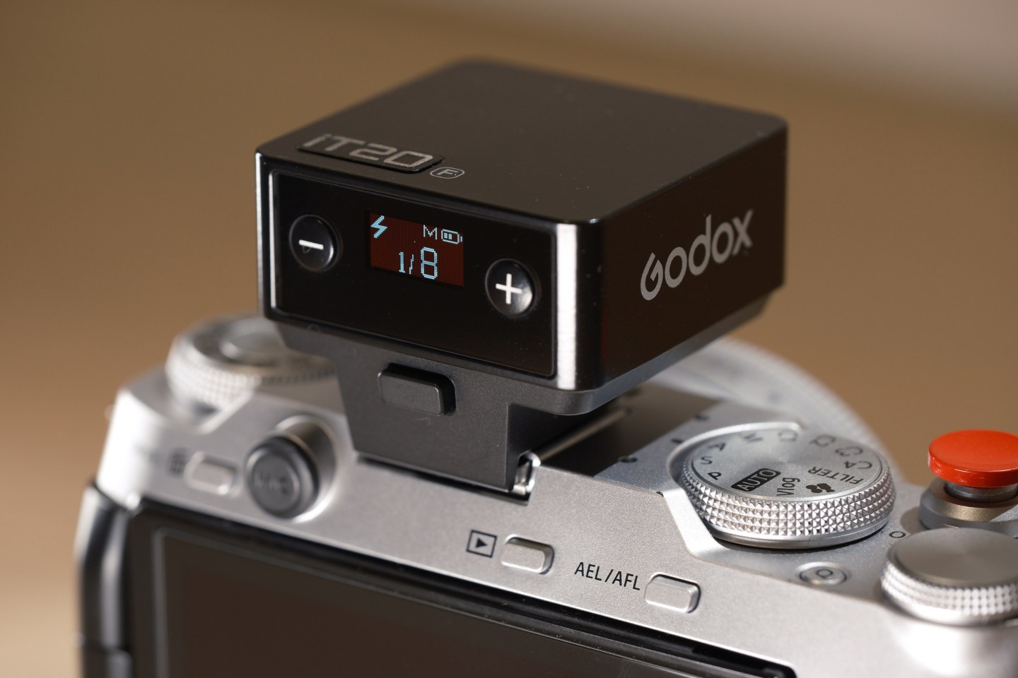 Godox iT20 and iT22 – When Cute Meets Powerful – Alwin Kok